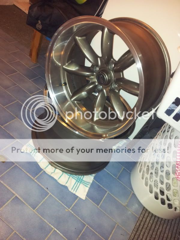 near new Rota RBX 2x 17x9 et-13 & 2x 17x9.5 et-19 good tyres 4 x 114.3 ...
