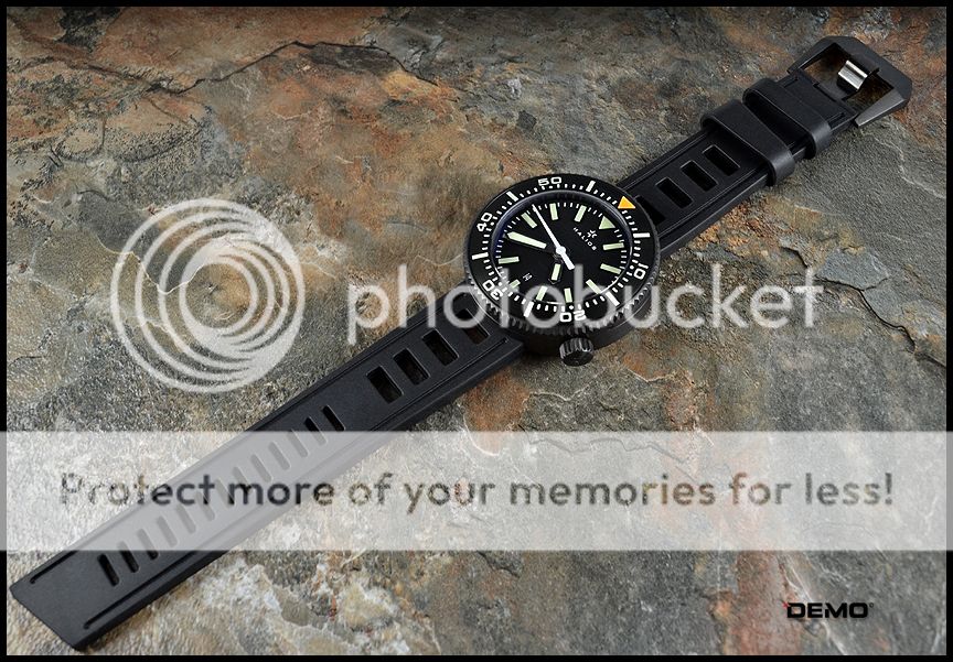 New Halios DLC Puck 1000m Arrives | WatchUSeek Watch Forums