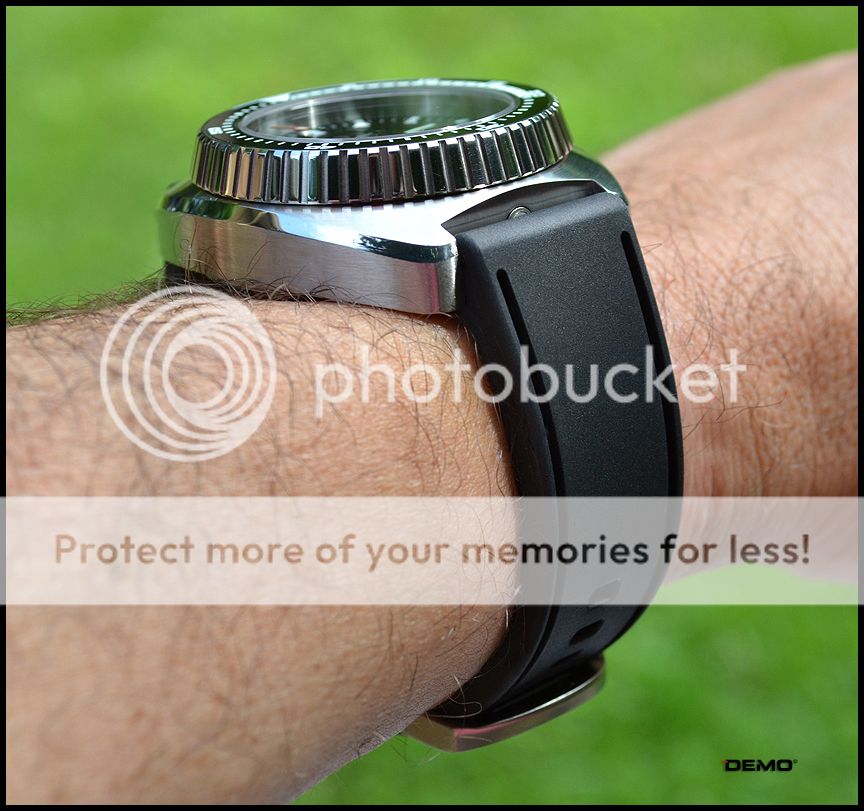 STRAP REVIEW - SAS Watch Company Premium Rubber Strap | WatchUSeek ...