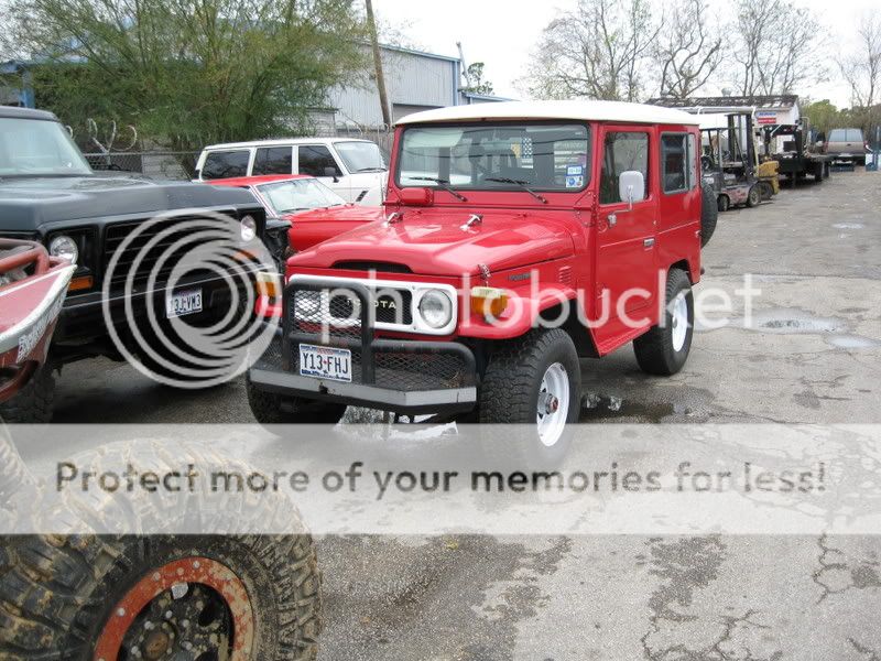 79 FJ40 - stock | Pirate 4x4